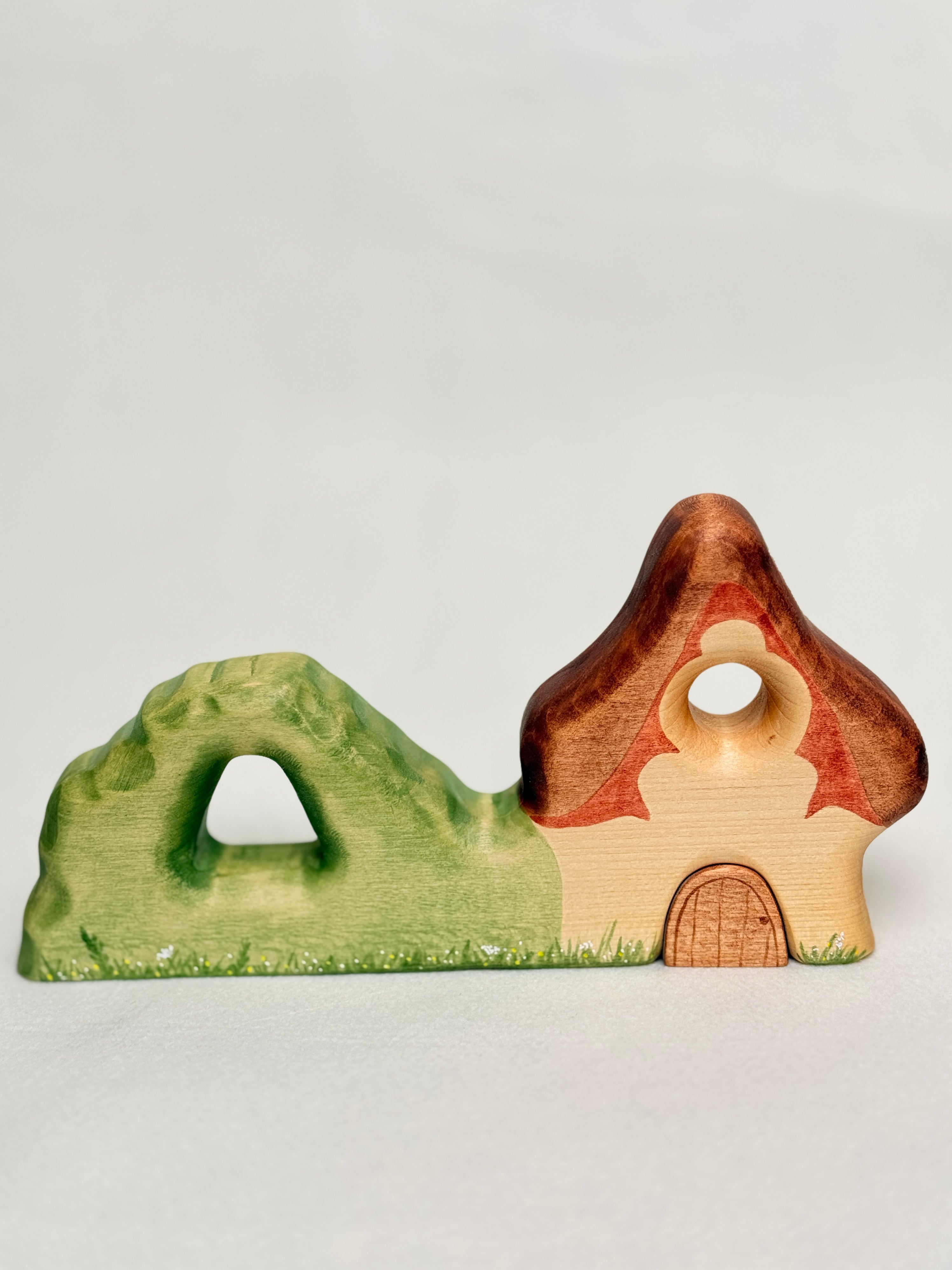 Diofa Muhely Little Dwarf House